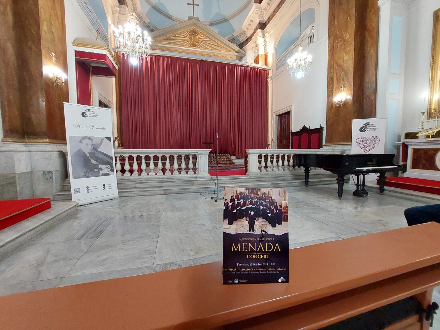 Makedon Koro Müziği Elçisi Menada İstanbul'da Konser Verdi - Necla ...